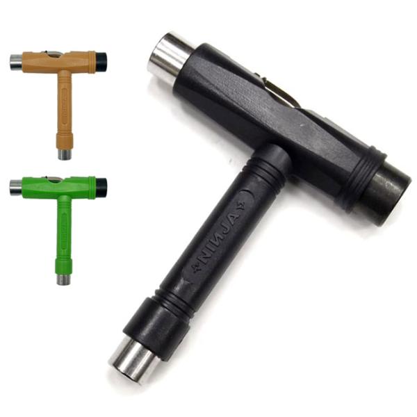 □商品詳細■MODEL：T5 TOOL 【FEATURES】スケートボードの取り付けに必要な取付用工具。キングピンナットソケットのみブラックになっているのでアクセルナットソケットと間違いがちなミスがなくります。プラス、六角どちらのビスでも対...