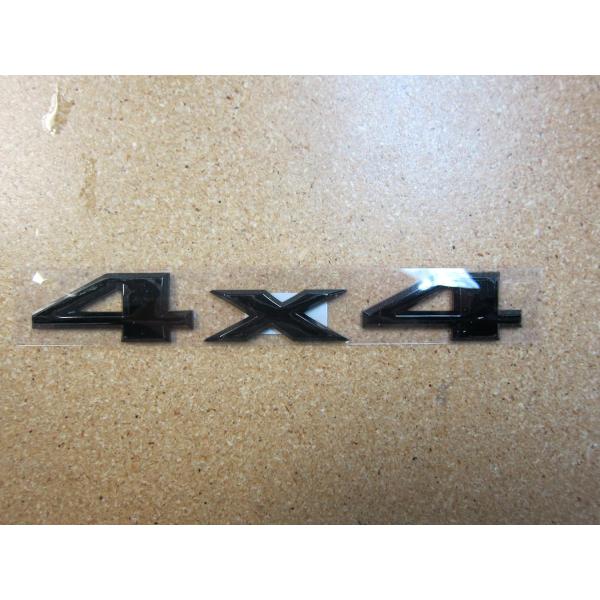 商品名Mopar ジープ グランドチェロキー グロスブラック リアリフトゲート 4X4 エンブレム OEMMopar Jeep Grand Cherokee Gloss Black Rear Lift Gate 4X4 Emblem OEM...