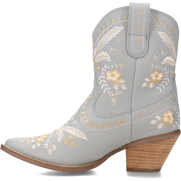 商品名Dingo Women's, Primrose Boot Blue 10 Mブランド：Dingo商品サイズ：10高さ：11.3 cm横幅：31.1 cm奥行：35.8 cm重量：6393 g商品番号：DI748-BLUE色：Blue素...