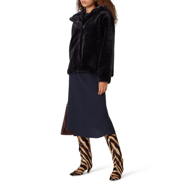 商品名:  Samsoe Rent the Runway Pre-Loved Sabal Faux Fur Jacket, Blue, Smallブランド: Samsoe商品サイズ: Small高さ: 49cm横幅: 35cm奥行: 18c...