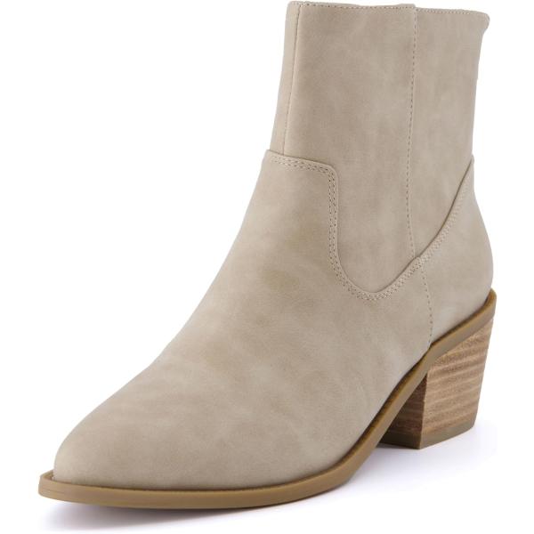 商品名CUSHIONAIRE Women's Rowdy Western Boot +Memory Foam, Wide Widths Available, Beige 8ブランド：CUSHIONAIRE商品サイズ：8高さ：10.7 cm横...