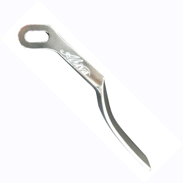 【商品概要】変速時にチェーンが内側に落ちるのを防止しますロード用ダブル/トリプル/コンパクトクランクセットに対応直付けフロントディレーラーに装着可能サイズ: 99mm(全長), ウエイト: 10g(本体のみ)取り付け用ロングボルト付属フレー...