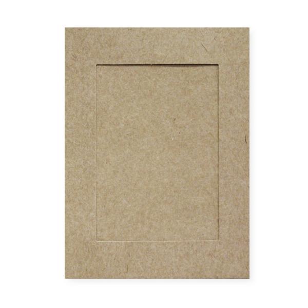 【商品概要】収納写真サイズ:ハガキサイズ外寸130×185mm、内寸88×130mm材質:紙写真を差し込むだけでOKシンプルデザイン【商品説明】【商品詳細】ブランド：moods&amp;views商品種別：ホーム＆キッチン商品名：モッズアン...