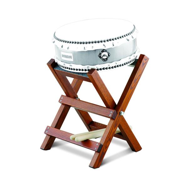 【商品概要】【商品説明】【商品詳細】ブランド：スズキ(Suzuki)商品種別：楽器・音響機器商品名：SUZUKI スズキ 和太鼓 郷のひびきシリーズ X型立奏台 平・締太鼓兼用 HD-X01製造元：スズキ(Suzuki)商品番号：HD-X0...