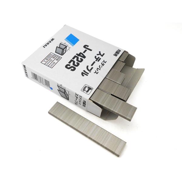【商品概要】頭径(約):4mm【商品説明】【商品詳細】ブランド：若井産業(Wakaisangyo)商品種別：DIY・工具・ガーデン商品名：WAKAI ステンレスステープル 4mm幅 22mm 5,000本 PJ422S製造元：若井産業(Wa...