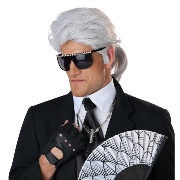 【商品概要】白髪 / シルバーグレー のメンズウィッグ。後ろをゴムで縛ったデザイン。大人用。米国大手ハロウィンコスチュームメーカー California Costumes 正規品。【商品説明】Fashion Legend Wig. 白髪のメ...