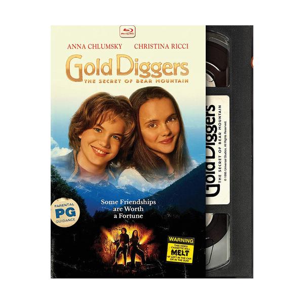 輸入盤ブルーレイですが日本のブルーレイ・プレイヤーで視聴できます。※ご確認ください※一部輸入版アニメブルーレイには、「リージョンコード」とは別の「国コード」というものが設定されている作品がございます。お持ちのブルーレイ・プレイヤーが国コード...