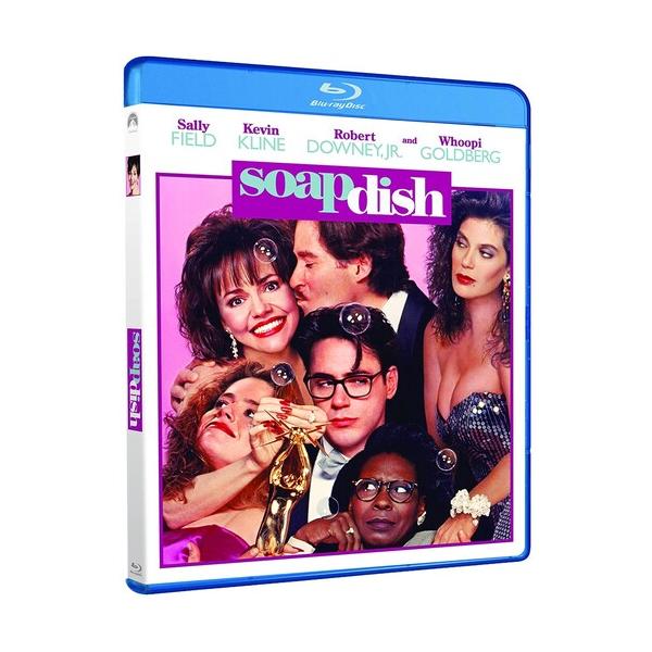 輸入盤ブルーレイですが日本のブルーレイ・プレイヤーで視聴できます。※ご確認ください※一部輸入版アニメブルーレイには、「リージョンコード」とは別の「国コード」というものが設定されている作品がございます。お持ちのブルーレイ・プレイヤーが国コード...