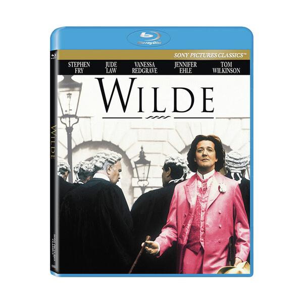 輸入盤ブルーレイですが日本のブルーレイ・プレイヤーで視聴できます。※ご確認ください※一部輸入版アニメブルーレイには、「リージョンコード」とは別の「国コード」というものが設定されている作品がございます。お持ちのブルーレイ・プレイヤーが国コード...