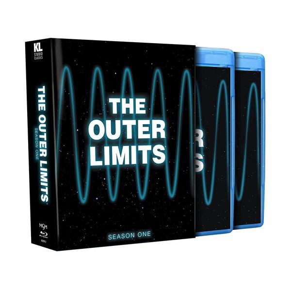 輸入盤ブルーレイですが日本のブルーレイ・プレイヤーで視聴できます。※ご確認ください※一部輸入版アニメブルーレイには、「リージョンコード」とは別の「国コード」というものが設定されている作品がございます。お持ちのブルーレイ・プレイヤーが国コード...