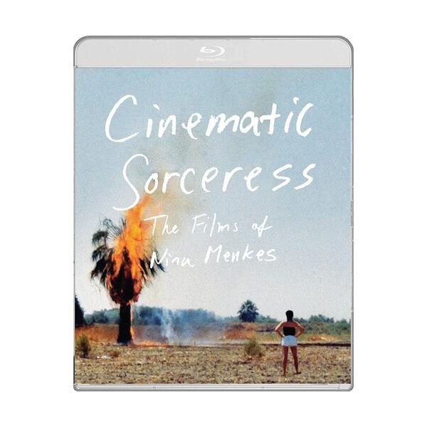 輸入盤ブルーレイですが日本のブルーレイ・プレイヤーで視聴できます。※ご確認ください※一部輸入版アニメブルーレイには、「リージョンコード」とは別の「国コード」というものが設定されている作品がございます。お持ちのブルーレイ・プレイヤーが国コード...