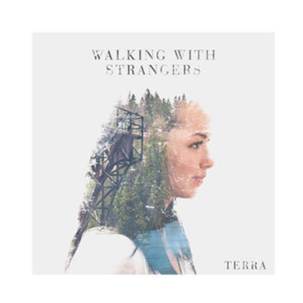 発売日: 2015/6/16輸入盤レーベル: Burning Heart Record収録曲: 1.1 Cleyra1.2 Carry the World1.3 Echoes1.4 Powerless1.5 False Flag1.6 Sh...