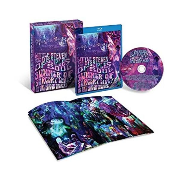 輸入盤ブルーレイですが日本のブルーレイ・プレイヤーで視聴できます。※ご確認ください※一部輸入版アニメブルーレイには、「リージョンコード」とは別の「国コード」というものが設定されている作品がございます。お持ちのブルーレイ・プレイヤーが国コード...