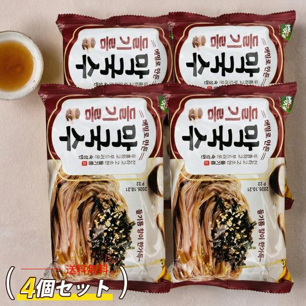#商品の特徴 : POINT本格的な韓国の味を楽しむなら、「白斎 えごま油マッククス 麺」は外せません。厳選されたえごま油を使用したこの麺は、香ばしさとヘルシーさが絶妙に調和し、あなたの食卓を彩ります。211gのボリュームで、満足感も抜群で...