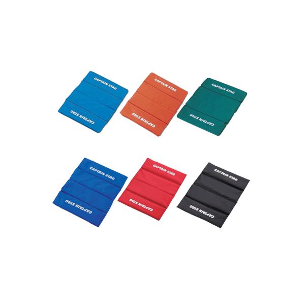 面の凹凸を吸収し冷気の伝わりをさえぎる座布団！キャンプなどのアウトドアに！幅広く使える座椅子です！ベルトでコンパクトにまとまり、野外イベントなどにも大活躍です!!■サイズ　34×27.5×厚さ1cm、収納時/9×27.5×厚さ4cm、重量/...