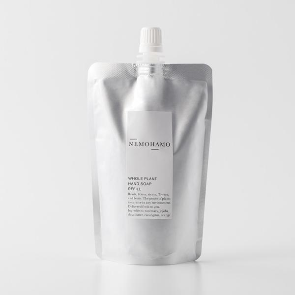 ハーブの中でも清浄力の高いユーカリを使用し、天然精油のやさしい香りの泡が手肌をすっきりと清潔に洗います。うるおい成分のホホバオイルとシアバター配合により、つっぱり感なく仕上げるハンドソープです。