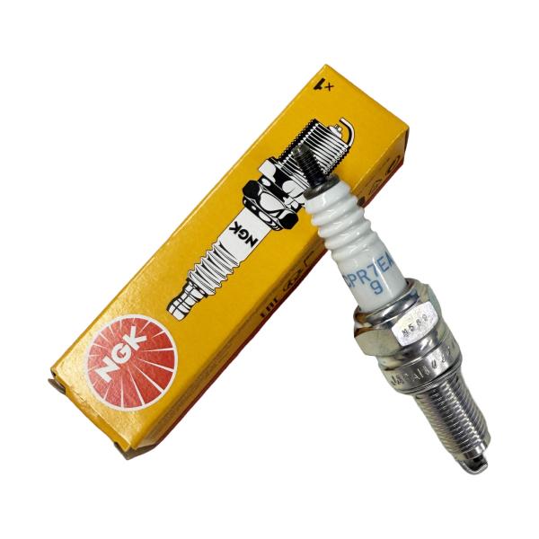 ●商品スパークプラグ1本バラ品番 3901 CPR7EA-9NGK●注意事項単車、農機、建機、産業機器は当方では品番の検索はできませんので必ずご自身でメーカーの仕様や公式ページ等で品番の選定をお願いします。以下、正確にはわかりませんので参考...