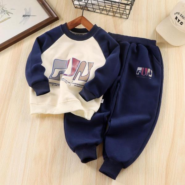 子供ジャージ 上下セット 男の子スウェットセットアップ パーカー トレーニングウェア スポーツウェア キッズ ジュニア 子供服 春秋素材:コットン60%※実寸は商品によって（2-4cm前後）に誤差が生じる場合がございますがので、予めご了承く...