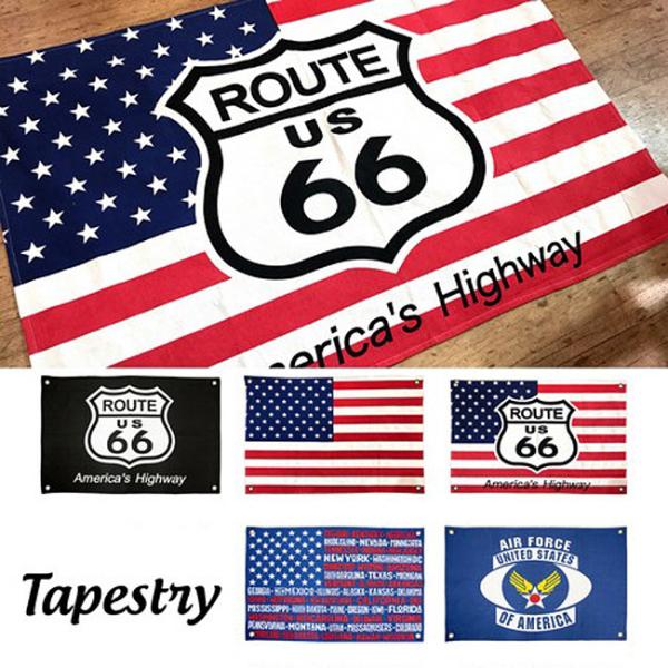 アメリカを代表するデザインでカッコいいアメリカンフラッグタペストリーです。綿100％のしっかりした生地で、インテリアや目隠しにと使う場所は選びません。四つ角に引っ掛けられる部分がありますので、縦でも横でもお好みでお使いいただけます。サイズ：...
