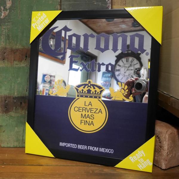 アイリッシュパブやアメリカンバーのインテリアには欠かせないCORONA EXTRA(コロナ)のパブミラーです。世界各国のパブに必ず置いてある、コロナビール。バーやカフェなどのお店にはもちろん、ガレージインテリアにもおすすめです。※こちらの商...