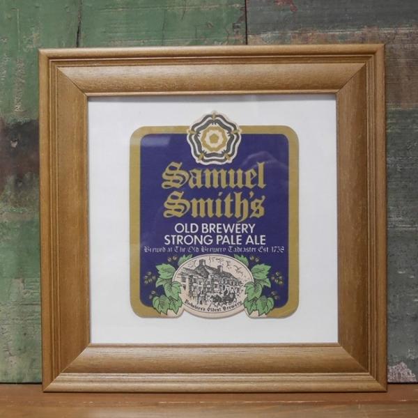 イギリスの老舗ビール、Samuel Smith(サミュエル・スミス)のインテリアピクチャーフレームです。フレーム内にはアンティークコースターを入れた、一風変わったピクチャーフレーム。お店のディスプレイはもちろん、自室に飾ればお部屋のイメージ...