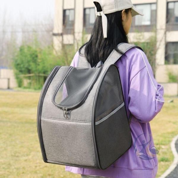 【商品仕様】サイズ：幅34cmｘ奥行28cmｘ高さ42cm。製品重量：約0.87kg。耐荷重約８ｋｇ。ご使用の目安：ウサギ・猫・小型犬・小動物。【機能性にこだわった3way仕様】前抱きリュックに、底面はなので、「立つ・座る・寝る」どの体勢で...