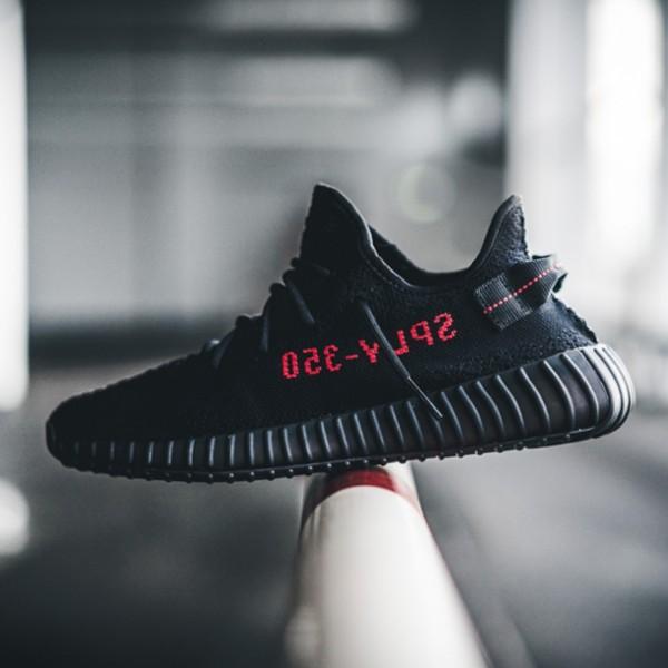adidas Originals 代引き不可 YEEZY BOOST 350 V2 adidas Originals 代引き不可 YEEZY BOOST 350 V2