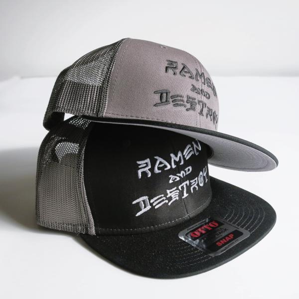 RAMEN &amp; DESTROY　オリジナル メッシュキャップ　カラー: グレー・ブラック-ブラック刺繍/ブラック-グレー刺繍　RAME&amp;DESTROY Original MESH CAP刺繍のロゴ入りの定番キャップです。ラー...