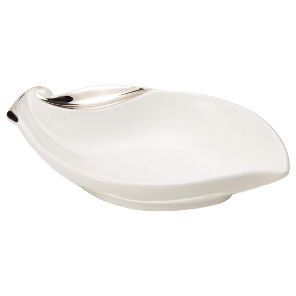 【ご購入後の当店からの連絡はご登録のメールアドレスに通知いたします。必ずご確認ください】【商品概要】本体サイズ:長径114×短径99×高さ25mm素材:ボーンチャイナ原産国:インドネシア【商品説明】【商品詳細】ブランド：NARUMI(ナルミ...