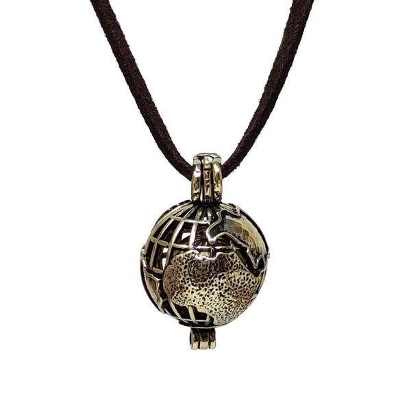 【ご購入後の当店からの連絡はご登録のメールアドレスに通知いたします。必ずご確認ください】【商品概要】【サイズ】トップ：H20mm ネック紐：800mm(サイズ調節可能)【素材】トップ：ブラス／ネック紐：シャムドゥバリ島に古くから伝わる青銅の...