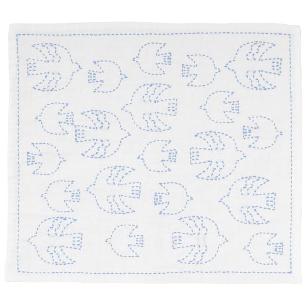 【ご購入後の当店からの連絡はご登録のメールアドレスに通知いたします。必ずご確認ください】【商品概要】図案に沿って刺すだけ。かんたんキット水で消える図案プリント済み生地はやわらかく、針通りの良い綿素材を使用。出来上がりサイズ：約縦30cm×横...