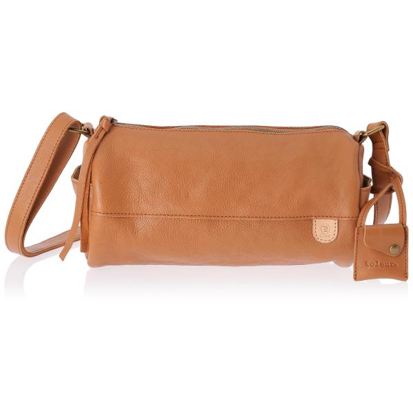 【ご購入後の当店からの連絡はご登録のメールアドレスに通知いたします。必ずご確認ください】【商品概要】全長 タテ14cmxヨコ26cmxマチ13cmポケットの数:5(外側2/内側3)重量:370gショルダー全長:139cmチャーム付き【商品説...