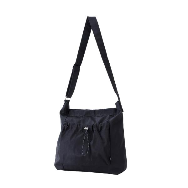 【ご購入後の当店からの連絡はご登録のメールアドレスに通知いたします。必ずご確認ください】【商品概要】ヨコ30.5×タテ35×マチ12.5(cm)収納サイズ：A4ショルダー紐長さ：55-105cm【商品説明】【商品詳細】ブランド：legato...