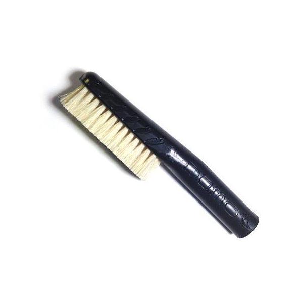 【ブランド名】pamo/パモ【商品名】交換用ブラシ(ラージ)【素材】天然白豚毛を使用したナイロン製【大きさ】長さ(約18.5cm) ブラシ部長さ(約10cm) 　幅約(2.5cm) ブラシ部込み幅(4cm)クライミング　ボルダリング用　ブラ...