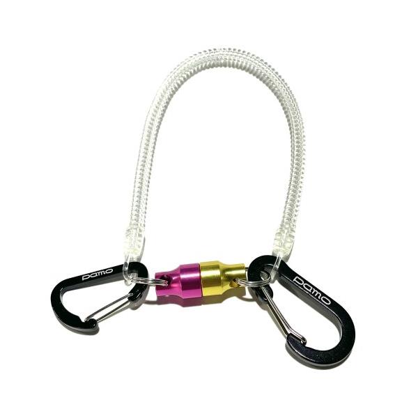 【商品名】mag strapC【ブランド】pamo/パモブラシに装着できる磁石タイプのカラビナです。pamoカラーのマグネットストラップにpamoロゴ入りカラビナ付コードが付きました。吸着力は約2.5kgf(旧mag2は約4kgf)台紙はス...