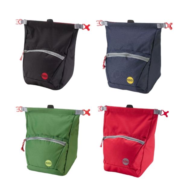 MOON ボルダリングチョークバッグマジックテープの開口部、ロールダウンしてバックル止めという、床置きタイプチョークバッグのスタンダードとして長年世界中の多くのクライマーに愛用されている信頼のチョークバッグです。フロントには小物を入れること...