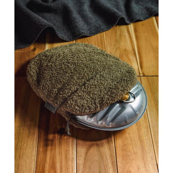 GORDON MILLER HOT WATER BOTTLE COVERGORDON MILLERオリジナルの湯たんぽカバー。柔らかな肌触りが気持ちよいボア素材の湯たんぽカバーで車中泊やキャンプのシーンに 合わせやすいカラー展開。湯たんぽは...