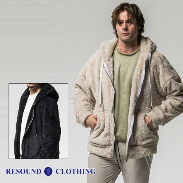 ラグジュアリーなサーフスタイルに最適なジップアップパーカー素材は肌触りの良いボリュームのあるシルキーボア。一枚で軽いアウターになります。常に包まれている安心感。アクティブな動きにも対応するストレッチ性。大きなフードとシンプルなサイドパッチポ...