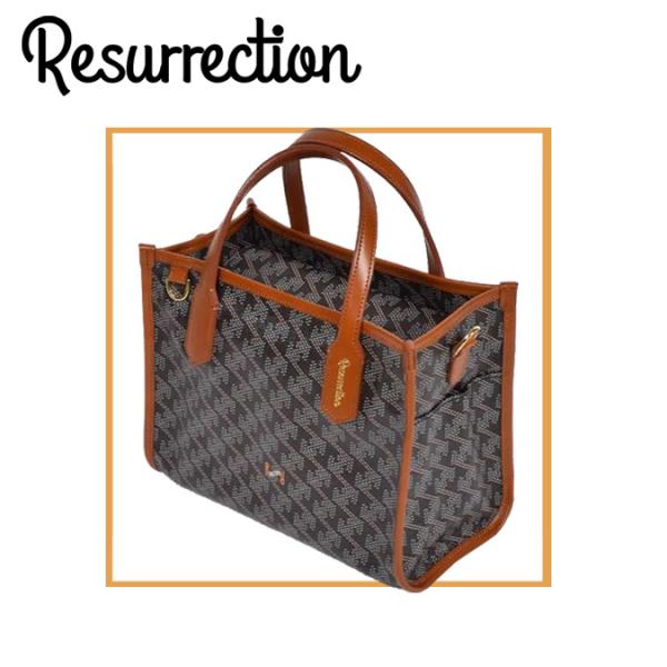 原点のカラーを落とし込んだラニウススクエアミニレザレクションがブランドデビューを果たした10年前。当時、多くのゴルファーの心を掴んだのが、深みと品格を兼ね備えた“クラシックブラック”のカラーリングでした。ブランドデビュー当時、このラニウスス...