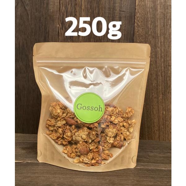 白砂糖は使用せず、甘味は甘酒のみで仕上げました。グルテンフリーで、サラダのトッピングやお酒のおつまみなどでもお楽しみいただけるお食事グラノーラに仕上げました。原材料：オートミール、甘酒、チーズ、アーモンド、カシューナッツ、食塩、ガーリックパ...