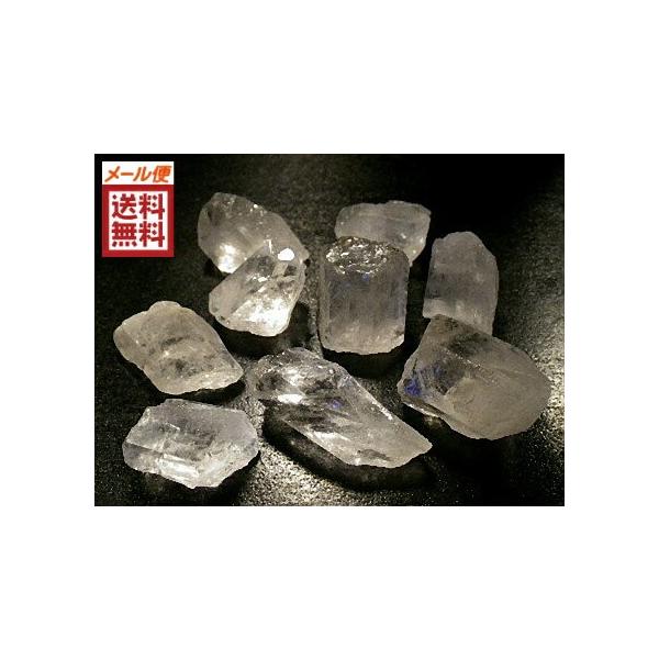 まさに天然石．パワーストーンの代表石。天然水晶。神秘的な魅力に満ちた石。天然水晶。すべてを浄化し、清め、幸運を招く力があると伝えられています。お気に入りのお皿などにいれて、アクセサリーの浄化、玄関、トイレに置く盛り塩のように空間浄化。土地に...