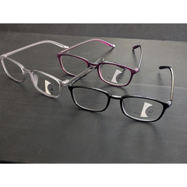 おしゃれな遠近両用な老眼鏡。色がとにかくおしゃれ！オードソックスなブラック。透明感あるグレイ。同じく気品あふれるパープル紫。センスがあります！！！お洒落好きなあなたにぴったりなメガネです。まよったら3本まとめ買いをお勧めします。それくらい素...