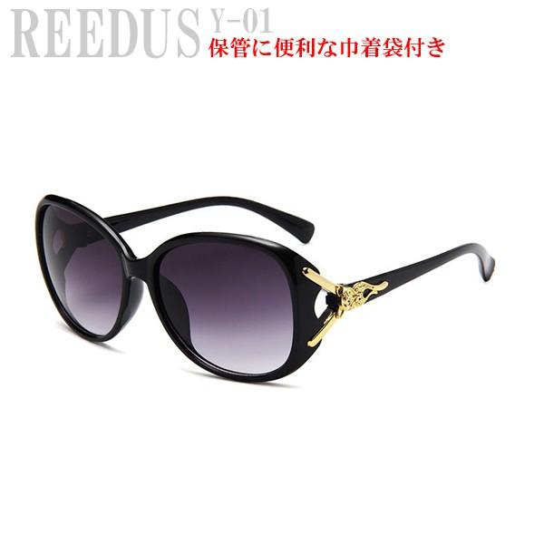 女性用のサングラスY-01。ブラック（この他にブラウン・パープルも出品しております。）こめかみのシルバーがワンポイントになって大変おしゃれです。UVカットも勿論付いております。コールマン（coleman） CLA01-1が人気ですが、こちら...