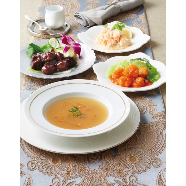 中国料理「桃花林」の本格中華を手軽にご自宅で。創業当時から愛されている「桃花林」。ぷりぷりエビのチリソース煮や深みのある味わいのふかひれスープなど、人気の中華をセットでお届けします。