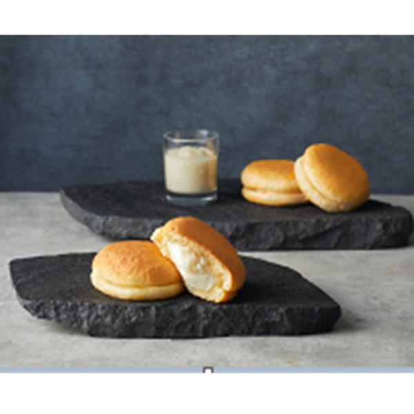 軽やかなスフレ生地に、ふんわりとしたチーズクリームとやさしい甘酒クリームを二層に重ねました。発酵のやさしさを、そっと詰め込んだ、からだ想いのスイーツです。半解凍でアイスケーキとしても美味しく召し上がれます。