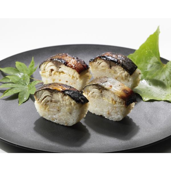 ●内容量：125ｇ/4切れ●原材料／米（国産）、焼き鯖（鯖、砂糖、蛋白加水分解物、醤油、その他）、しょうが甘酢漬、金いりごま、醸造酢、砂糖、食塩、みりん／調味料（アミノ酸等）、酸味料、グリシン、酢酸Na、ソルビット、トレハロース、（一部に小...