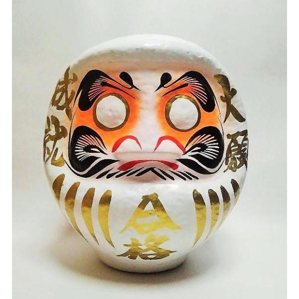 合格だるま 白 6号サイズサイズ：6号サイズ（約18センチ）  色：白  肩文字（顔横）：大願成就  備考：受験や各種試験の合格祈願プレゼントに！ 贈り物・ギフトやイベントノベルティにも好評です！目標大学、高校の受験から資格検定試験などのや...