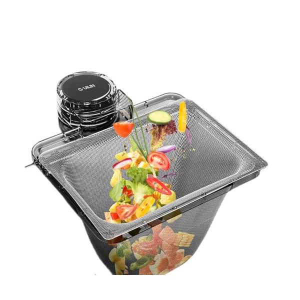 製品内容 シンク用生ゴミ水切りラックで、50枚の使い捨て水切りネットを付属。三角コーナーにフィットする形状で、排水口周りの生ゴミ処理と水切りを同時に実現する実用的なキッチン用品です。 特別なデザイン 吸盤式なので、必要に応じて簡単に取り外し...