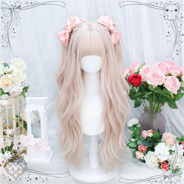 [ セット内容 ]フルウイッグ/ヘアネット【※こちらの商品は、個人差等ございますので、商品ご到着後、お客様ご自身より手くしやカット等多少の調節が必要な場合もございます。】「記載のないアクセサリー、小物等は付属しません」[ カラー ]ピンク[...