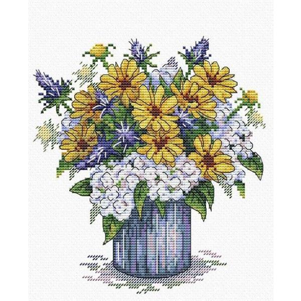 ＭＰスタジオ、【ファイアバードＭシリーズ】のクロスステッチ刺繍キットです。ＭＰスタジオはロシアのメーカーです。■サイズ：19 × 17 センチ（余白を含む）■キット内容・刺繍糸・刺繍布(無地)　アイーダ14カウント（1センチに5.5目）・図...